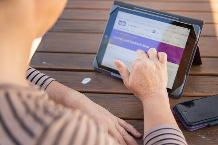 Understanding more about NDIS approved service providers - Guides ...